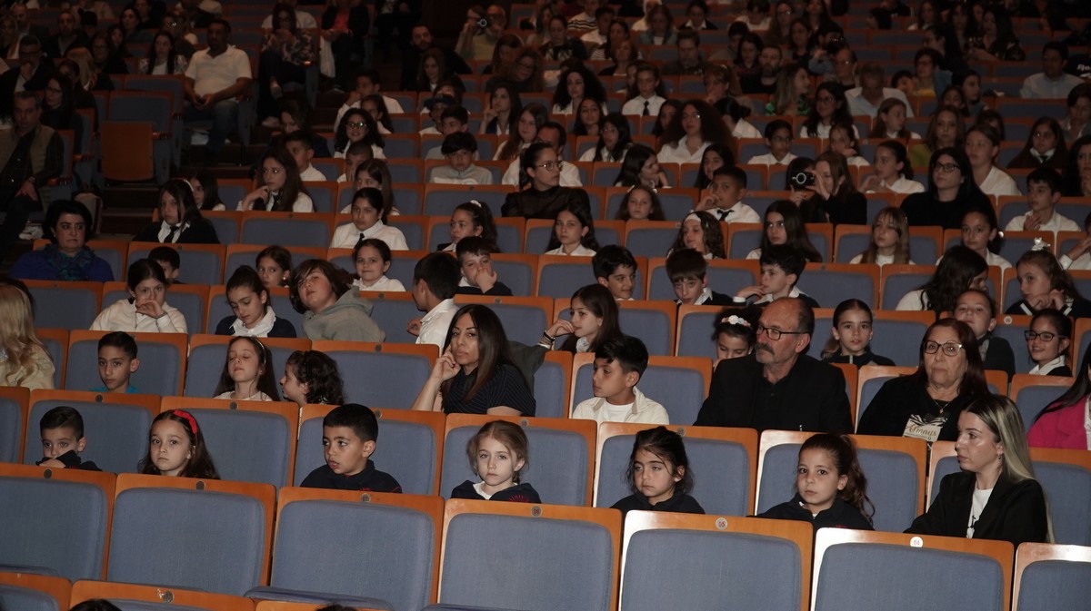 Τελετή Βράβευσης των μαθητών και μαθητριών που διακρίθηκαν στον ...